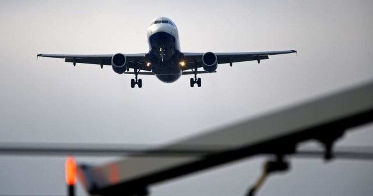 Σταμάτησαν οι πτήσεις για να δώσουν οι μαθητές εξετάσεις εισαγωγής στο ...