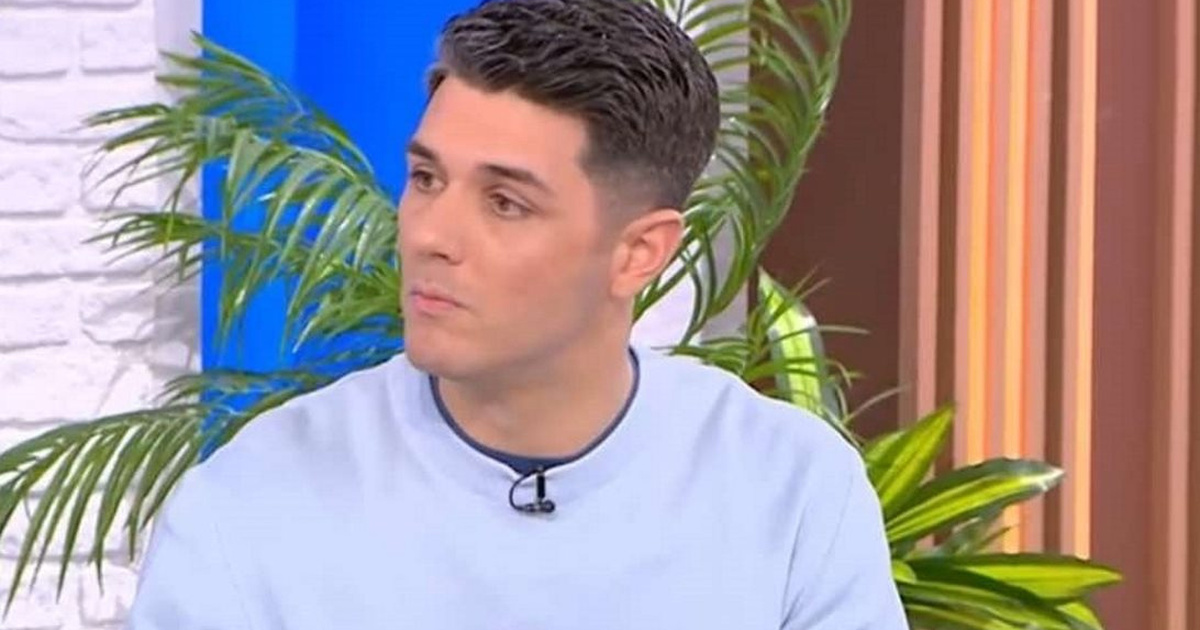 «Είπε: “μπορώ να κάνω ένα τσιγάρο ρε παιδιά;” Έκανε τρεις τζούρες και ...